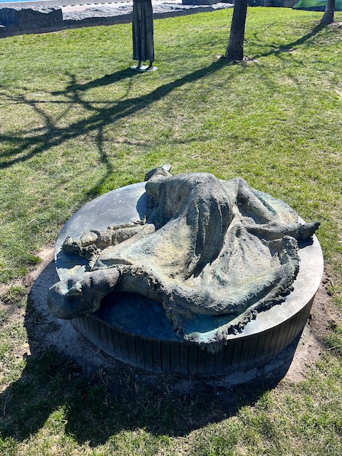 Arrival, Then Departure. Both Unforeseen – The Wanderings of Kelly G.